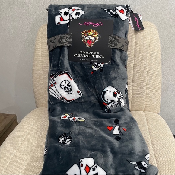 Ed Hardy | Bedding | New Ed Hardy Gray And White Oversized Plush Throw ...